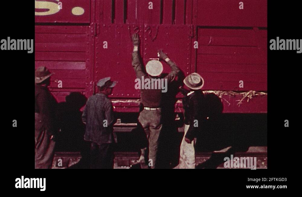 Four car train Stock Videos & Footage - HD and 4K Video Clips - Alamy