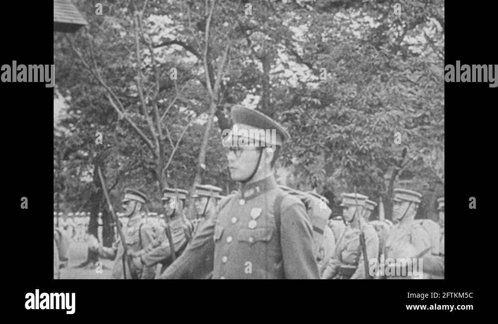 Unit soldiers Stock Videos & Footage - HD and 4K Video Clips - Alamy