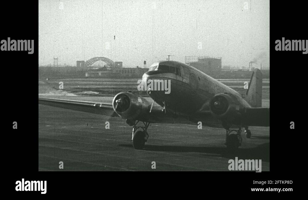 Passenger plane 1940s Stock Videos & Footage - HD and 4K Video Clips ...
