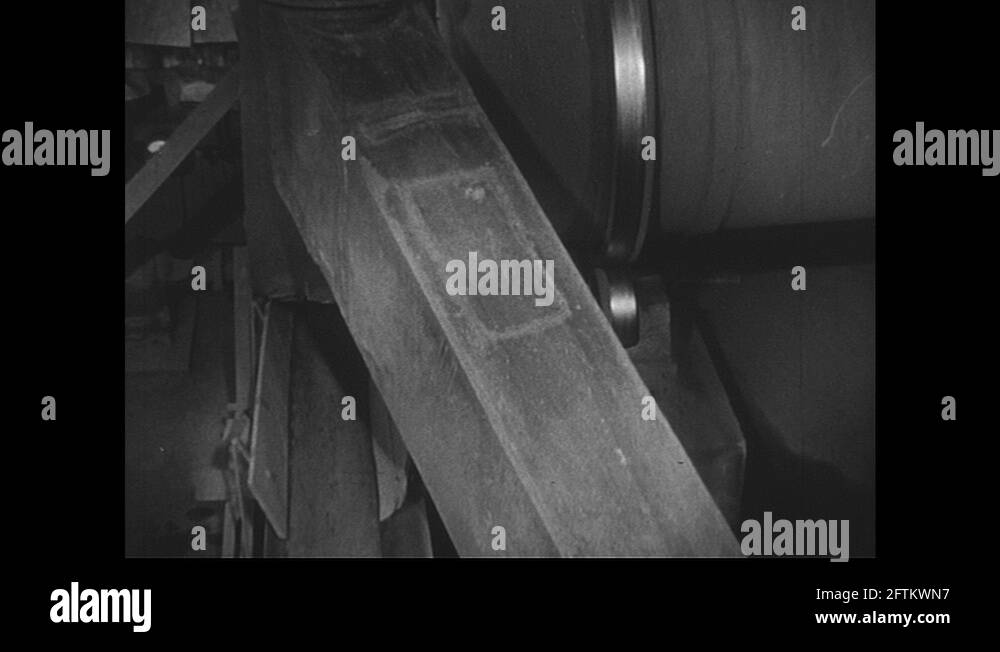 Loading powder Stock Videos & Footage - HD and 4K Video Clips - Alamy