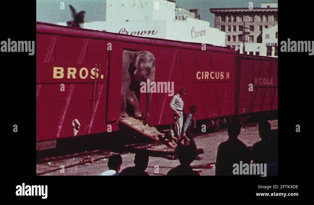 Circus trailers Stock Videos & Footage - HD and 4K Video Clips - Alamy