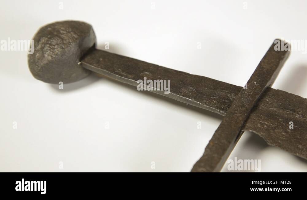 Gold hilt sword Stock Videos & Footage - HD and 4K Video Clips - Alamy