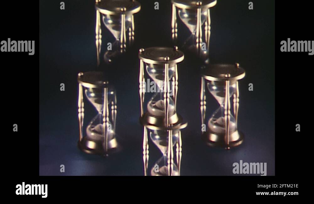 Sundial sundials Stock Videos & Footage - HD and 4K Video Clips - Alamy