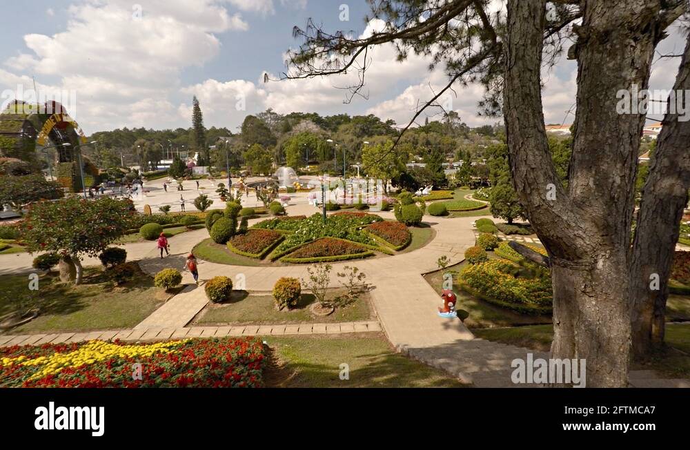 Elaborate gardens Stock Videos & Footage - HD and 4K Video Clips - Alamy