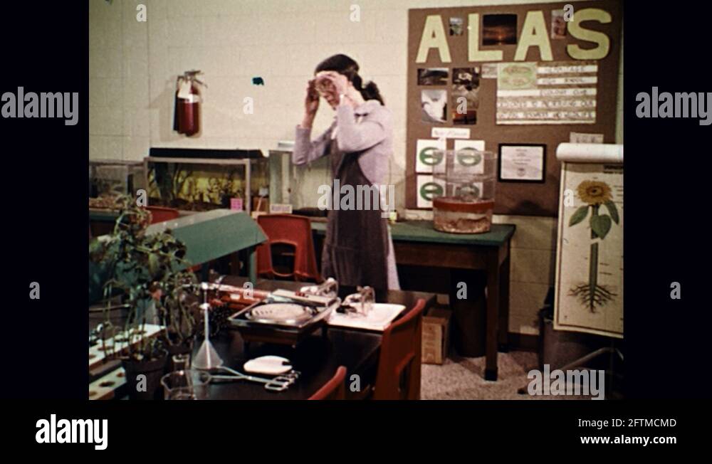 Lab apron Stock Videos & Footage - HD and 4K Video Clips - Alamy