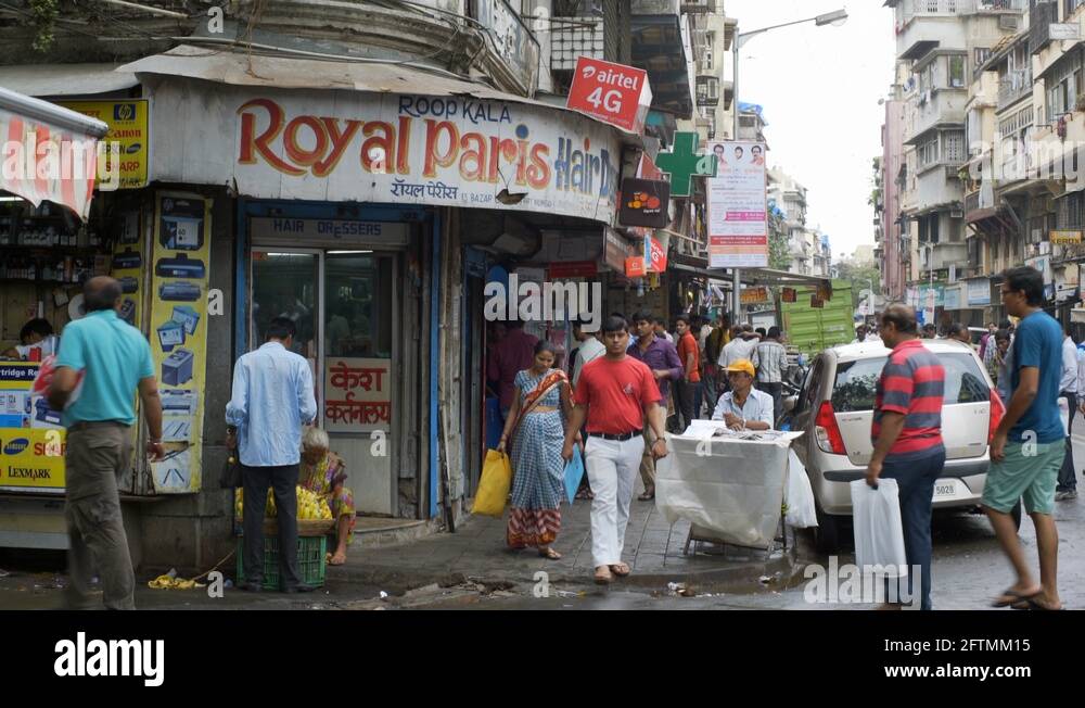 Crowded salon Stock Videos & Footage - HD and 4K Video Clips - Alamy