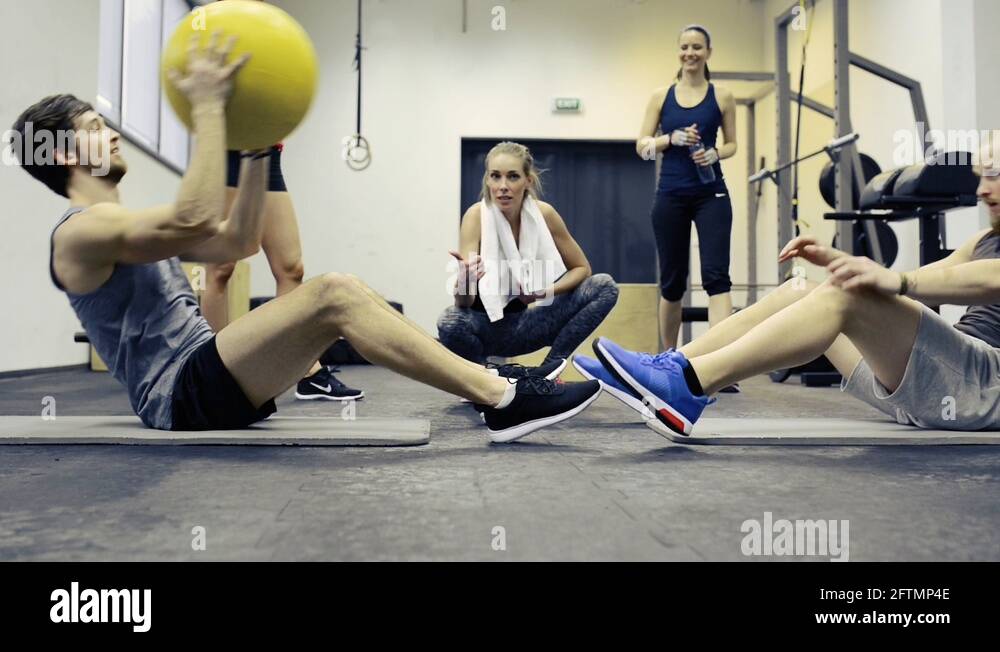 Men doing crunches Stock Videos & Footage - HD and 4K Video Clips - Alamy