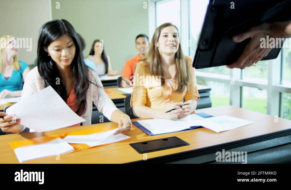 Students tutorial Stock Videos & Footage - HD and 4K Video Clips - Alamy