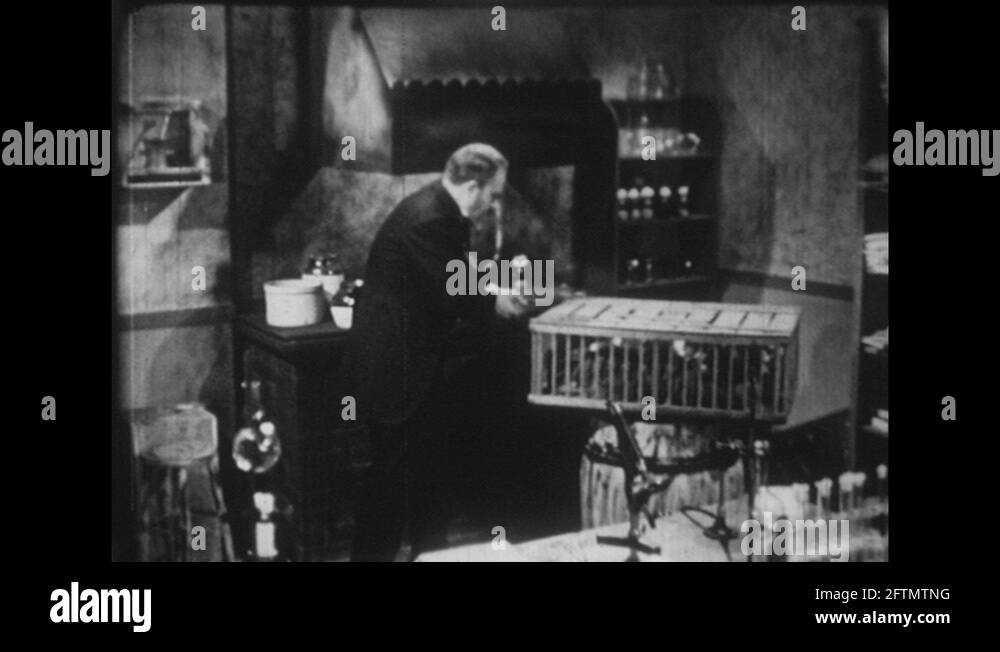 1940s surgery Stock Videos & Footage - HD and 4K Video Clips - Alamy