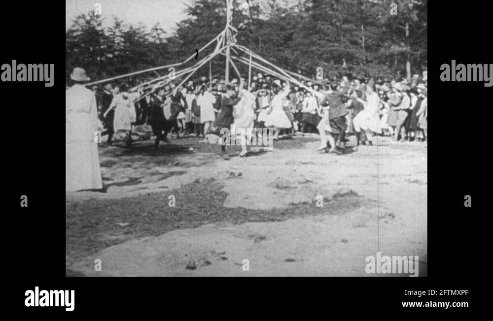 Maypole dancing Stock Videos & Footage - HD and 4K Video Clips - Alamy