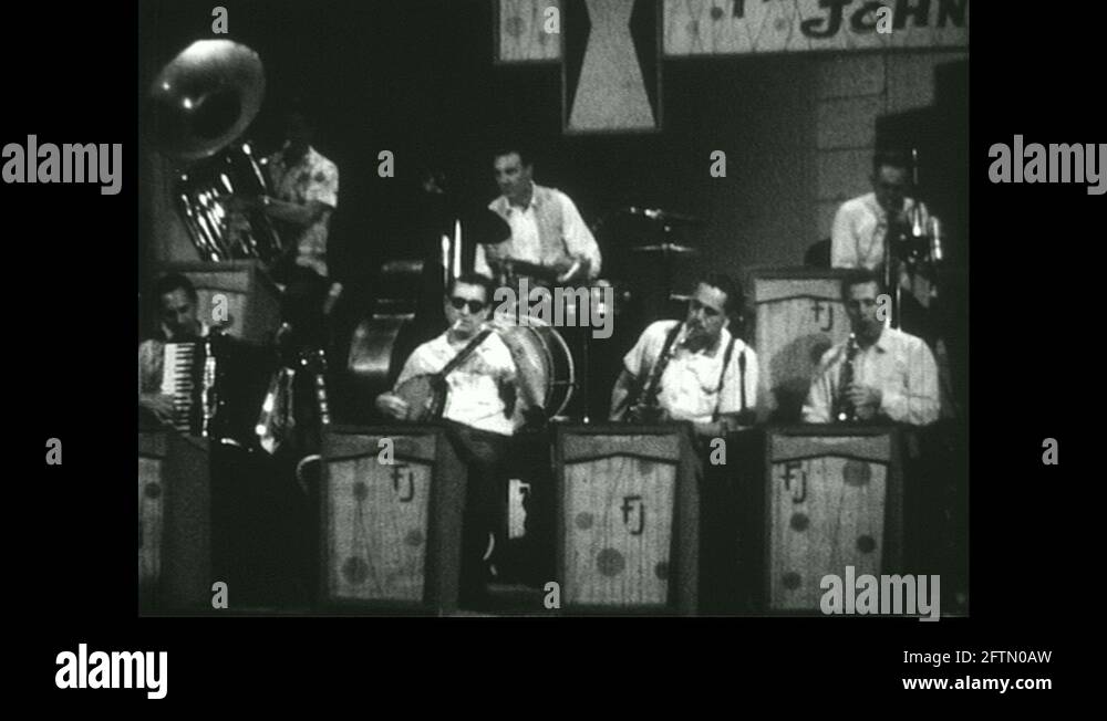 Cast the band Stock Videos & Footage - HD and 4K Video Clips - Alamy