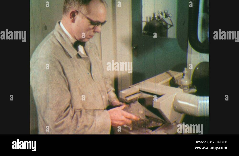 Man a machine Stock Videos & Footage - HD and 4K Video Clips - Alamy