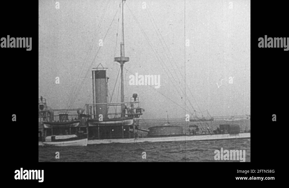 Ships bunting Stock Videos & Footage - HD and 4K Video Clips - Alamy