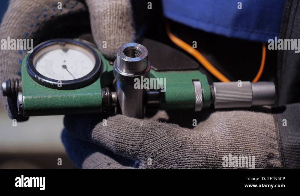 Manual gauge Stock Videos & Footage - HD and 4K Video Clips - Alamy