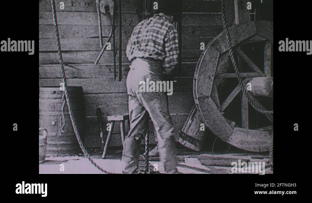 Oil rig man drill Stock Videos & Footage - HD and 4K Video Clips - Alamy