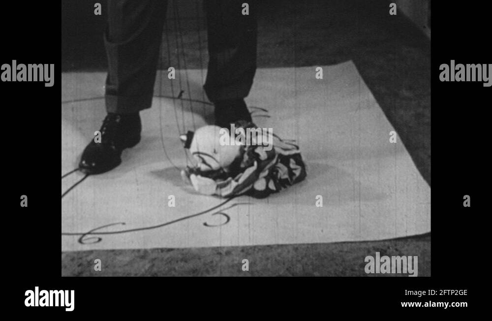 Puppet legs Stock Videos & Footage - HD and 4K Video Clips - Alamy