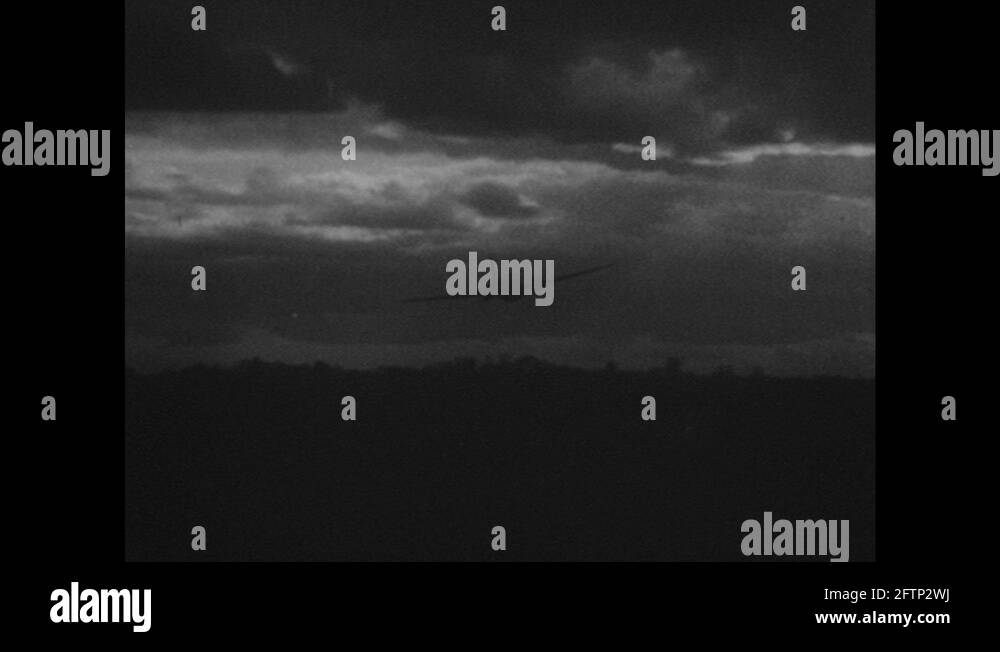 The rear gunner Stock Videos & Footage - HD and 4K Video Clips - Alamy