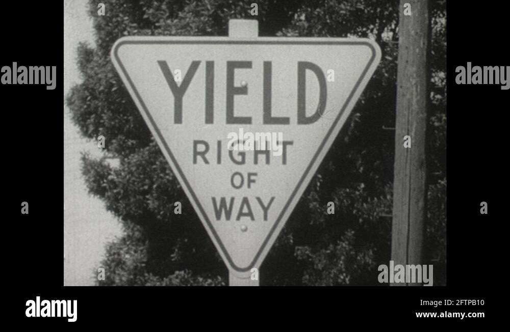 Right of way sign Stock Videos & Footage - HD and 4K Video Clips - Alamy