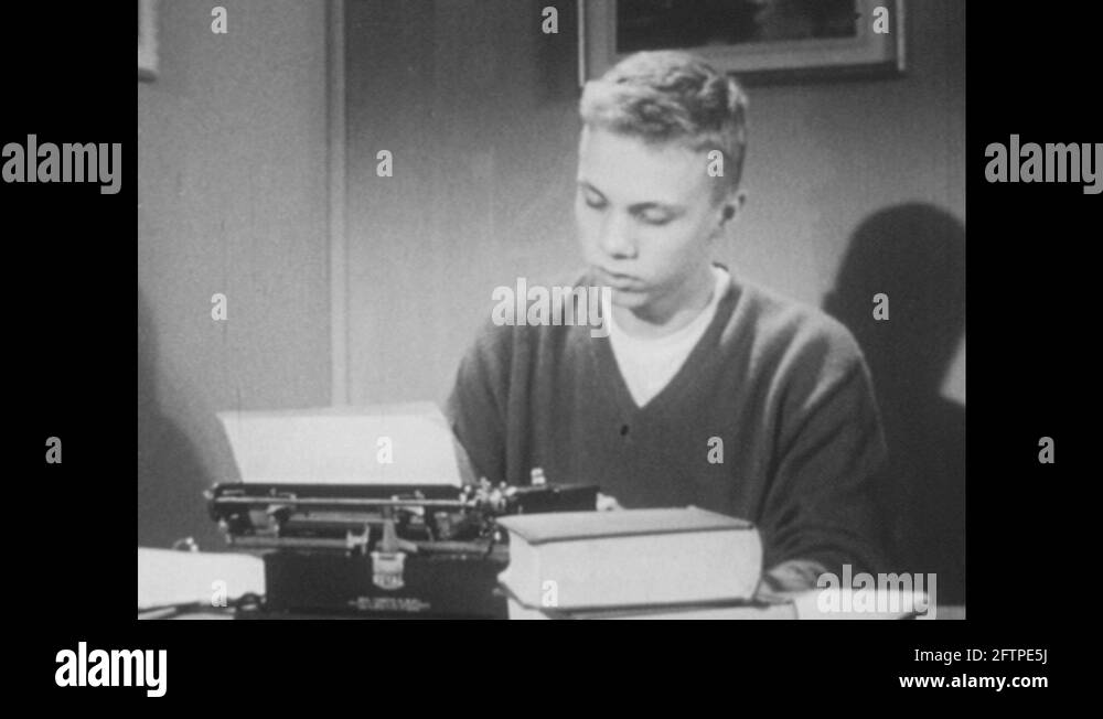 Typing paper Stock Videos & Footage - HD and 4K Video Clips - Alamy