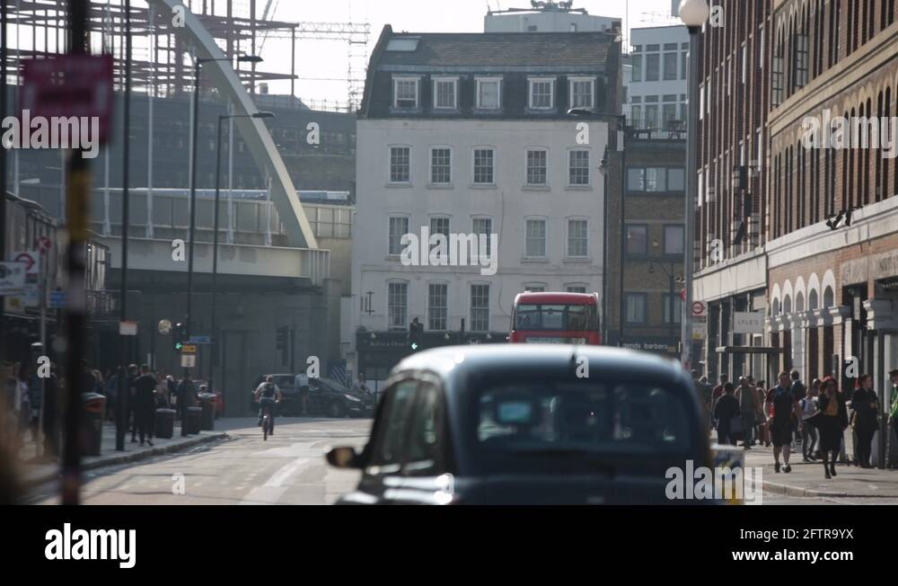 London sunny weather Stock Videos & Footage - HD and 4K Video Clips - Alamy