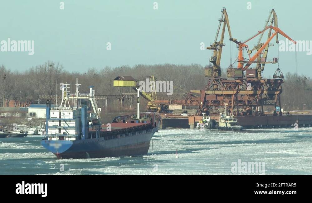 Ship blocked Stock Videos & Footage - HD and 4K Video Clips - Alamy