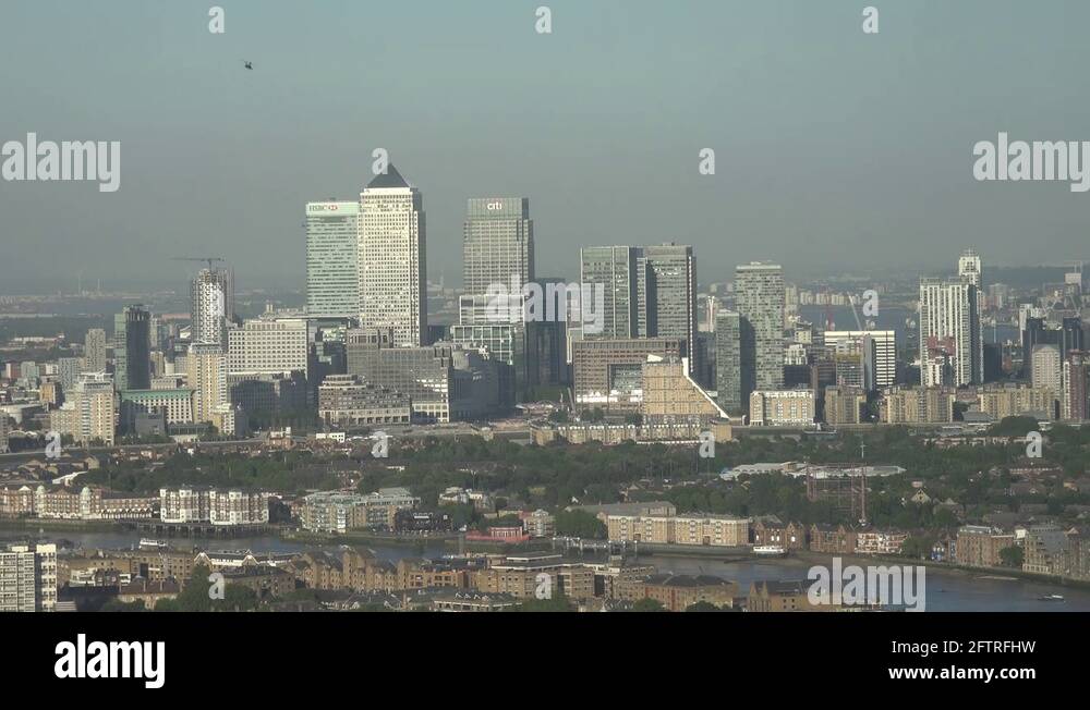 London helicopter Stock Videos & Footage - HD and 4K Video Clips - Alamy