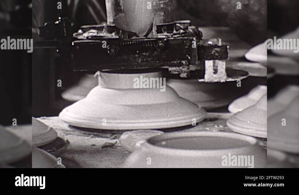 Ceramics production Stock Videos & Footage - HD and 4K Video Clips - Alamy