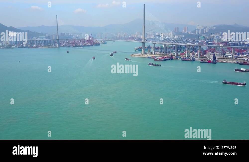 Cable terminals Stock Videos & Footage - HD and 4K Video Clips - Alamy