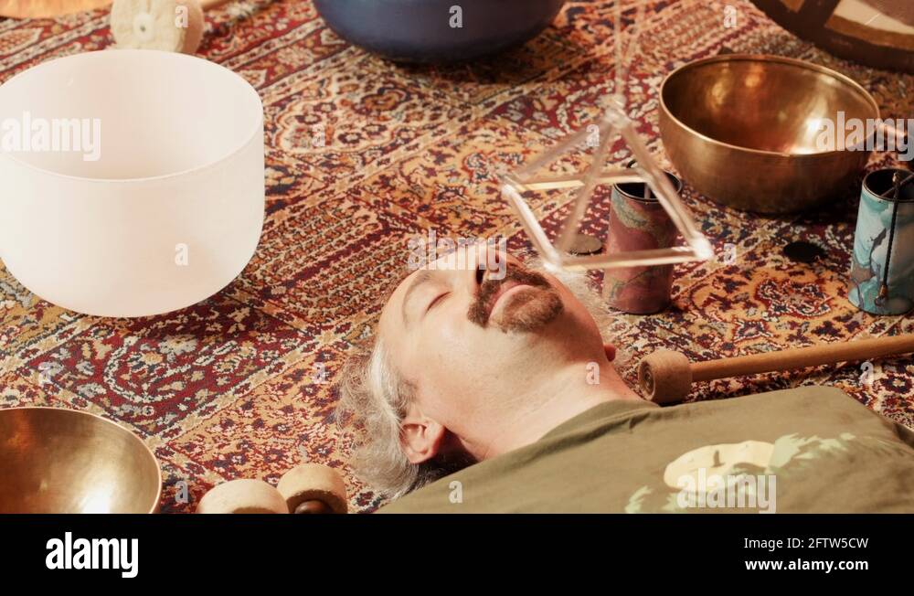 Sound relaxation Stock Videos & Footage - HD and 4K Video Clips - Alamy