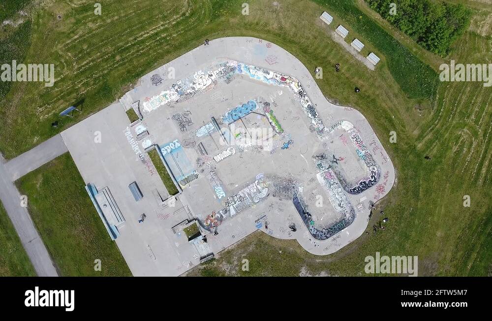 Bmx drone aerial Stock Videos & Footage - HD and 4K Video Clips - Alamy