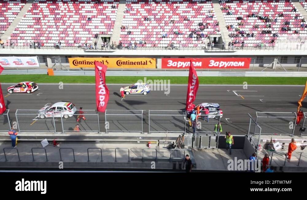 Race track Stock Videos & Footage - HD and 4K Video Clips - Alamy