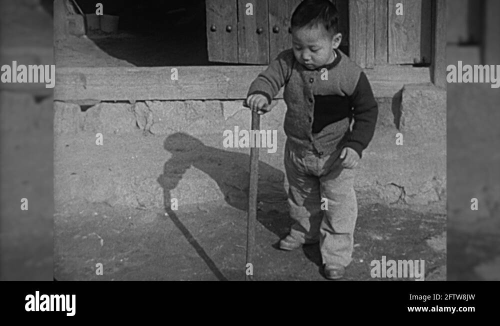 Leg braces kid Stock Videos & Footage - HD and 4K Video Clips - Alamy