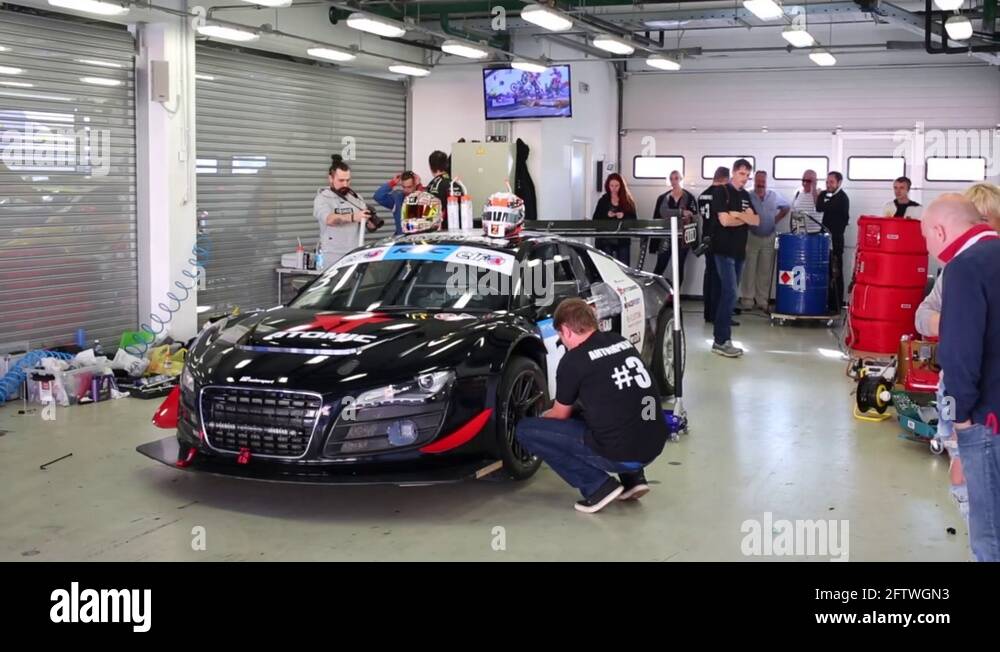 Garage car race mechanic Stock Videos & Footage - HD and 4K Video Clips ...