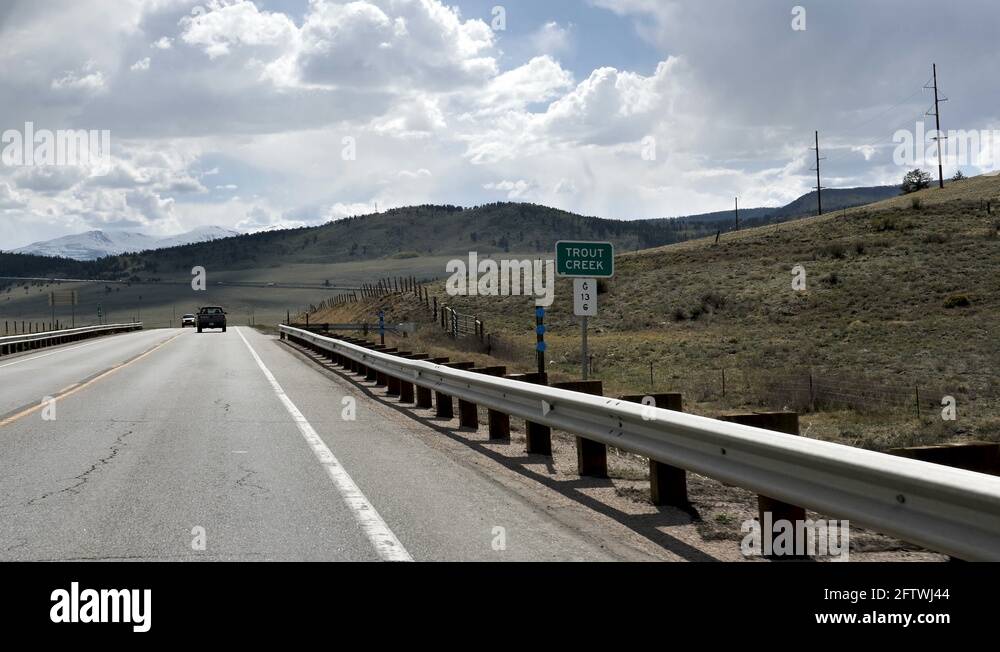 Road curves distance Stock Videos & Footage - HD and 4K Video Clips - Alamy