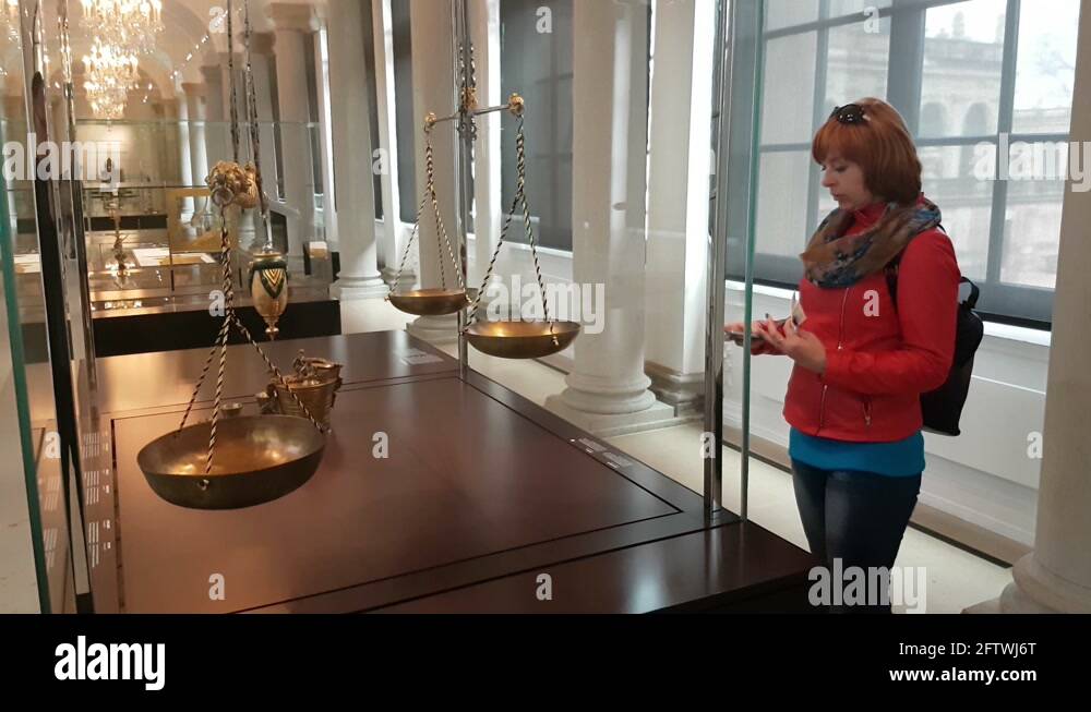 Museum scales Stock Videos & Footage - HD and 4K Video Clips - Alamy