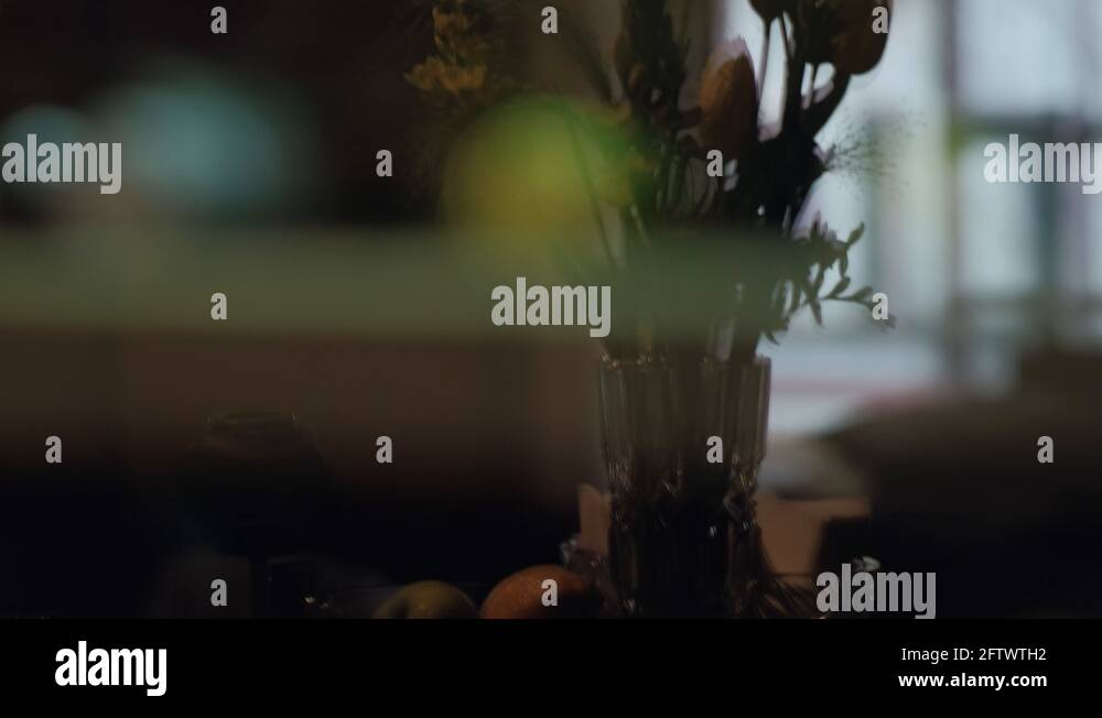Black and gold vase Stock Videos & Footage - HD and 4K Video Clips - Alamy
