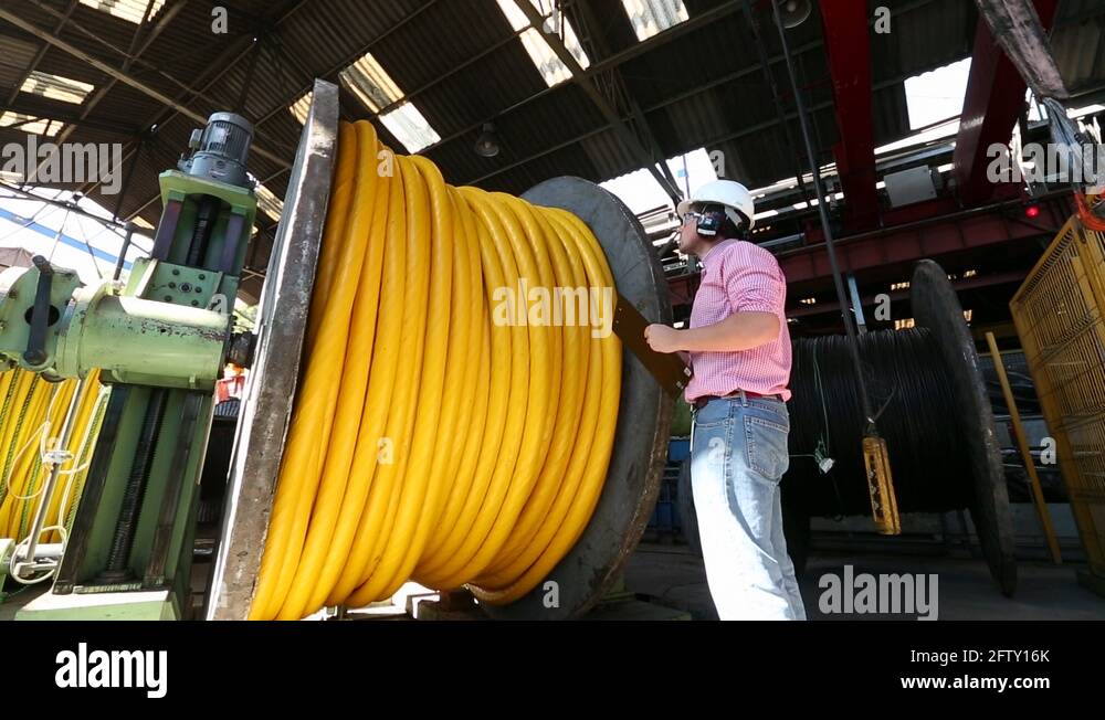Electric cable roll Stock Videos & Footage - HD and 4K Video Clips - Alamy