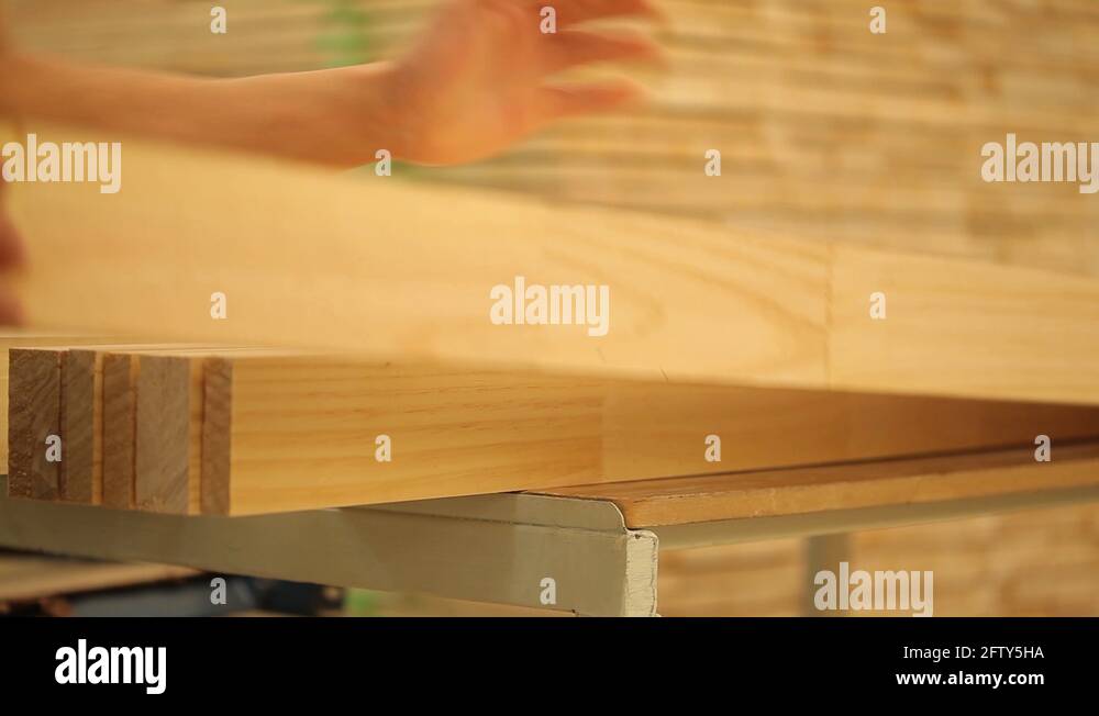 Timber handling Stock Videos & Footage - HD and 4K Video Clips - Alamy