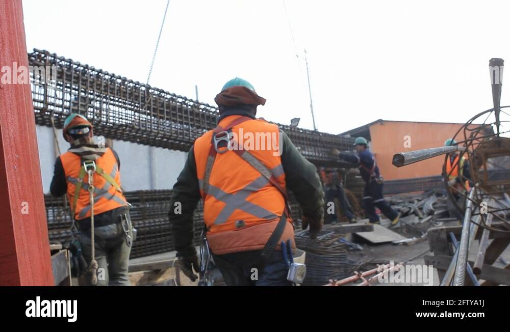 Moving steel beams Stock Videos & Footage - HD and 4K Video Clips - Alamy