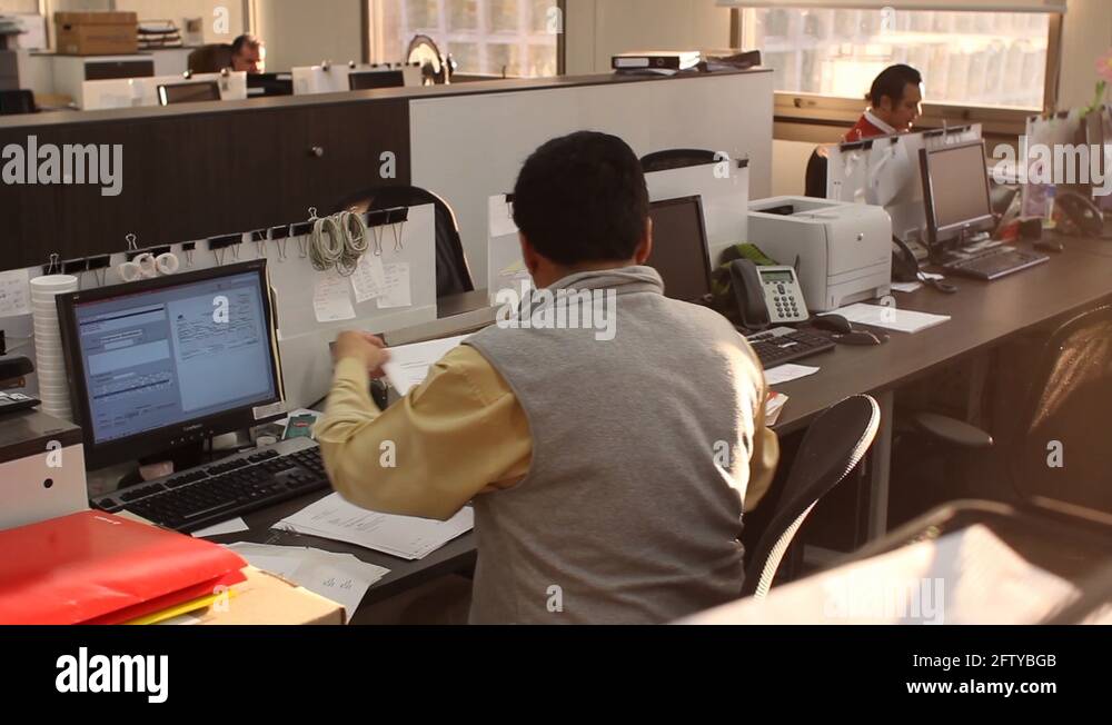 White cubicles Stock Videos & Footage - HD and 4K Video Clips - Alamy