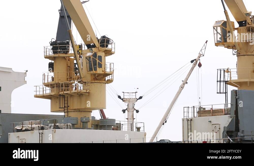 Cargo loading ship Stock Videos & Footage - HD and 4K Video Clips - Alamy