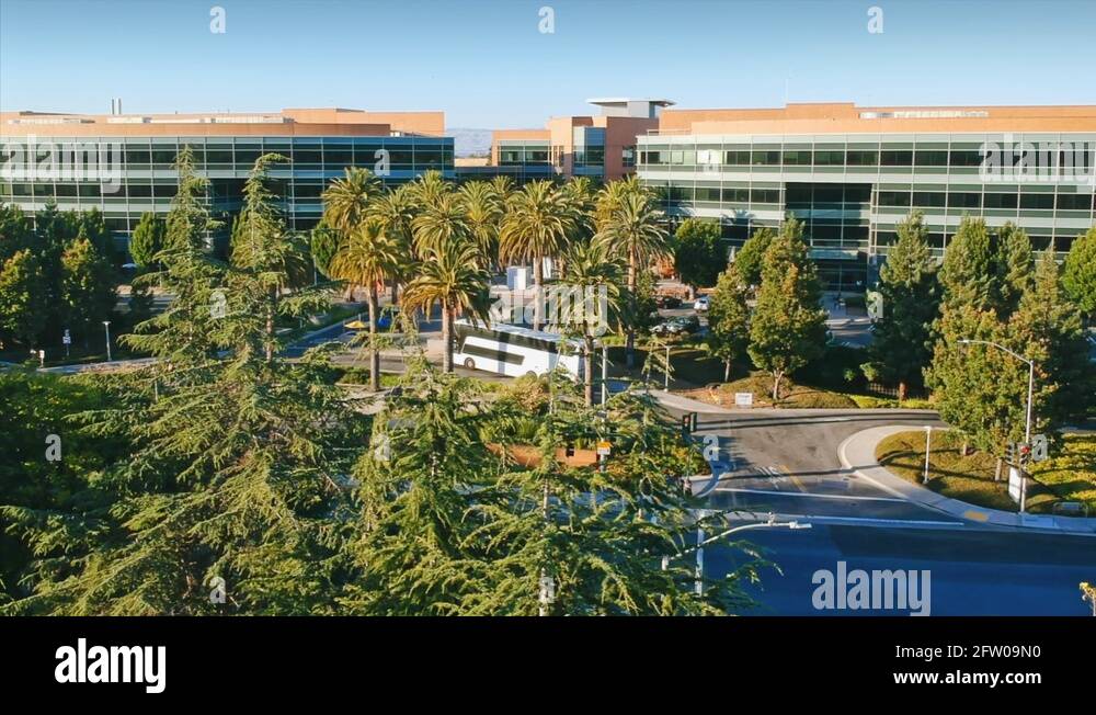 Googleplex aerial Stock Videos & Footage - HD and 4K Video Clips - Alamy