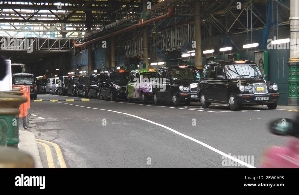 Waverley rail station Stock Videos & Footage - HD and 4K Video Clips ...