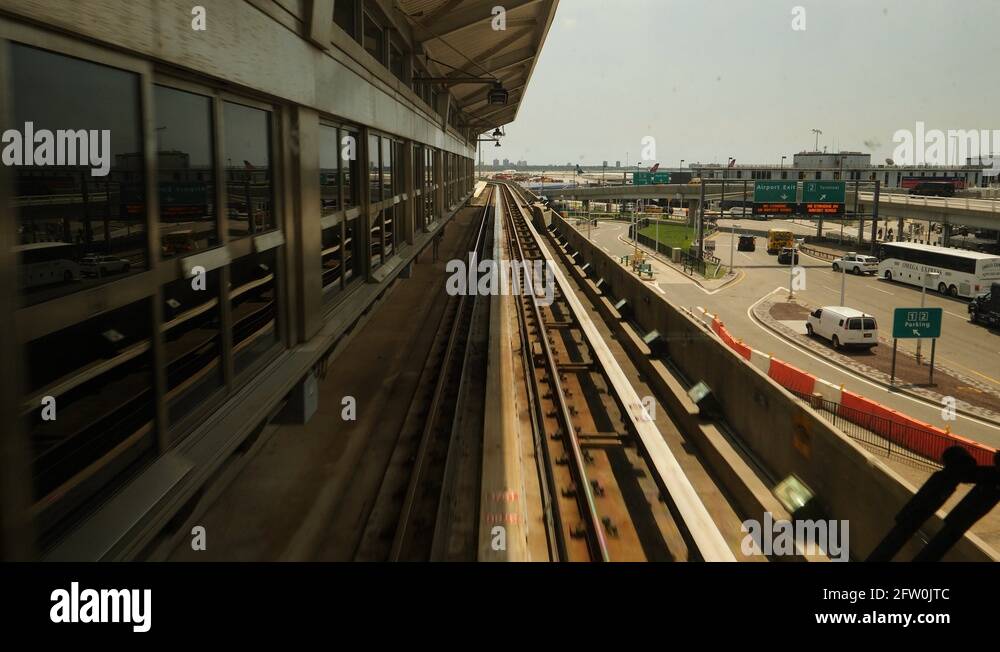 Jfk airport arrival Stock Videos & Footage - HD and 4K Video Clips - Alamy