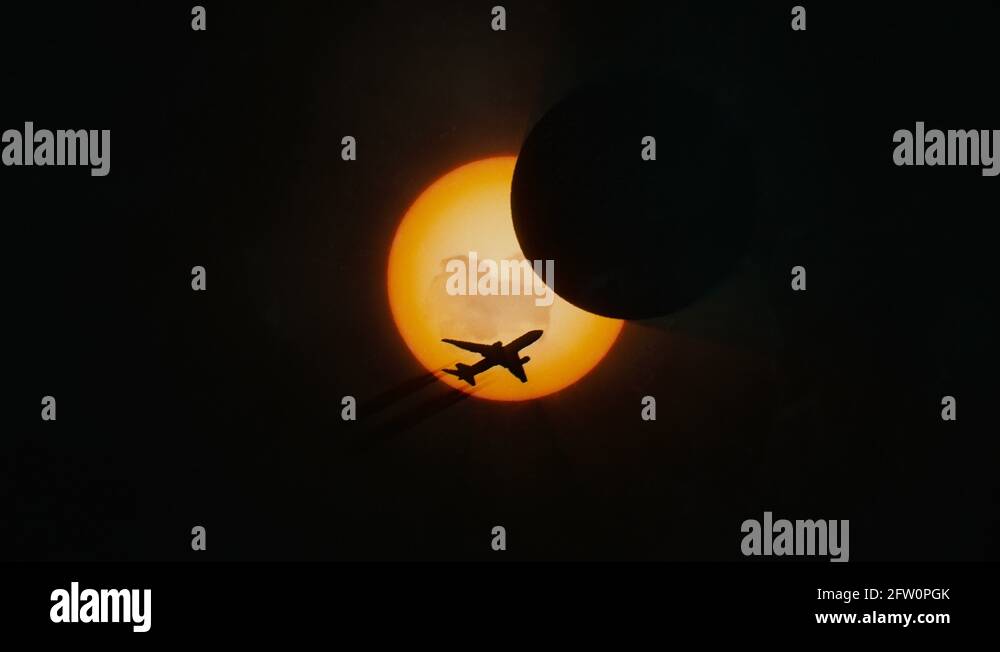 Stages of solar eclipse Stock Videos & Footage - HD and 4K Video Clips ...