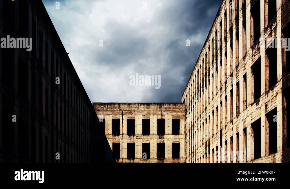 Rundown facade Stock Videos & Footage - HD and 4K Video Clips - Alamy