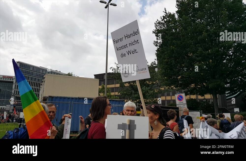 Trade signs Stock Videos & Footage - HD and 4K Video Clips - Alamy