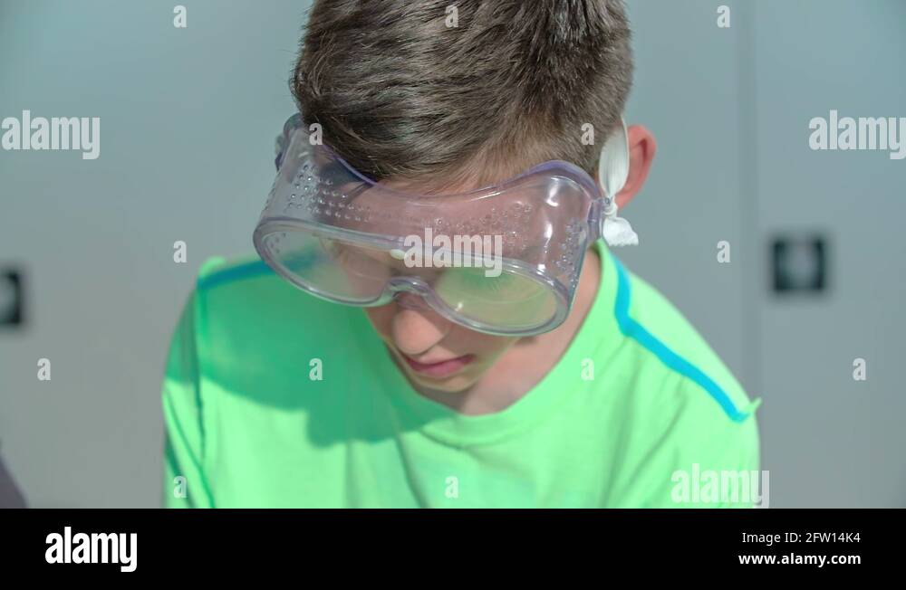 Safety googles Stock Videos & Footage - HD and 4K Video Clips - Alamy