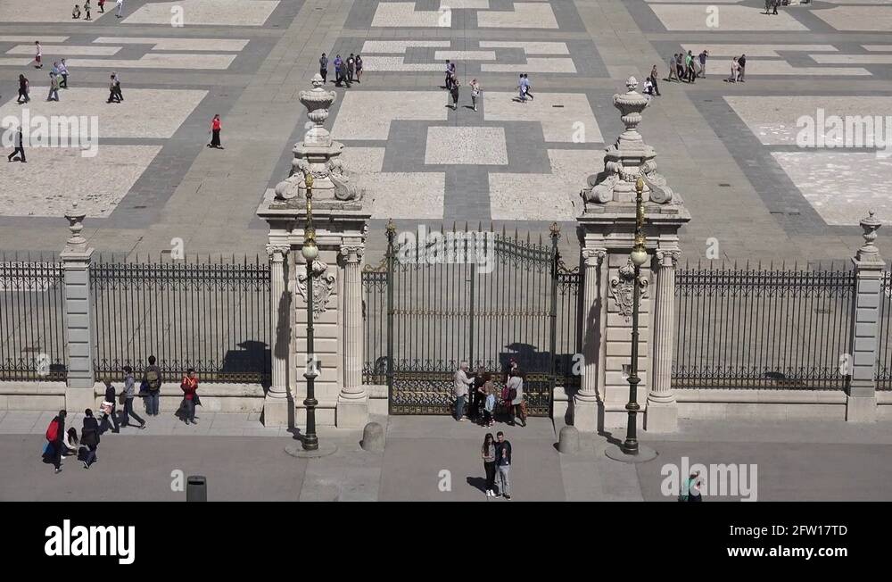 Classical gate Stock Videos & Footage - HD and 4K Video Clips - Alamy