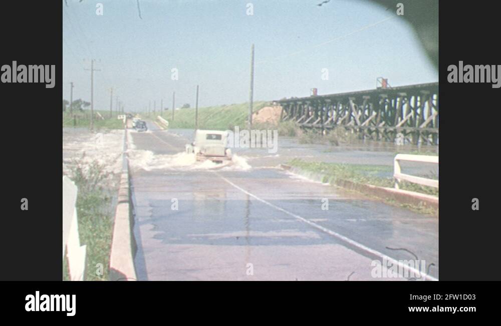 Cars driving through water Stock Videos & Footage - HD and 4K Video ...